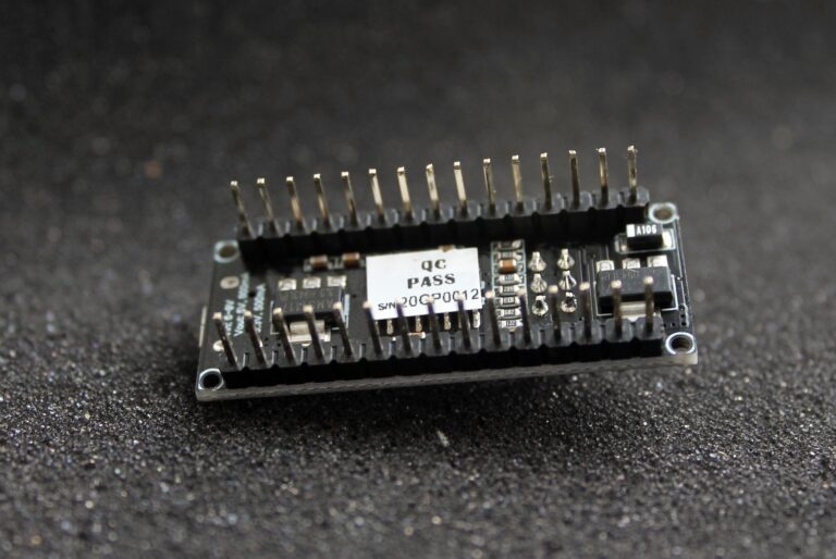 マイコン(micro controller) | 東阪電子機器